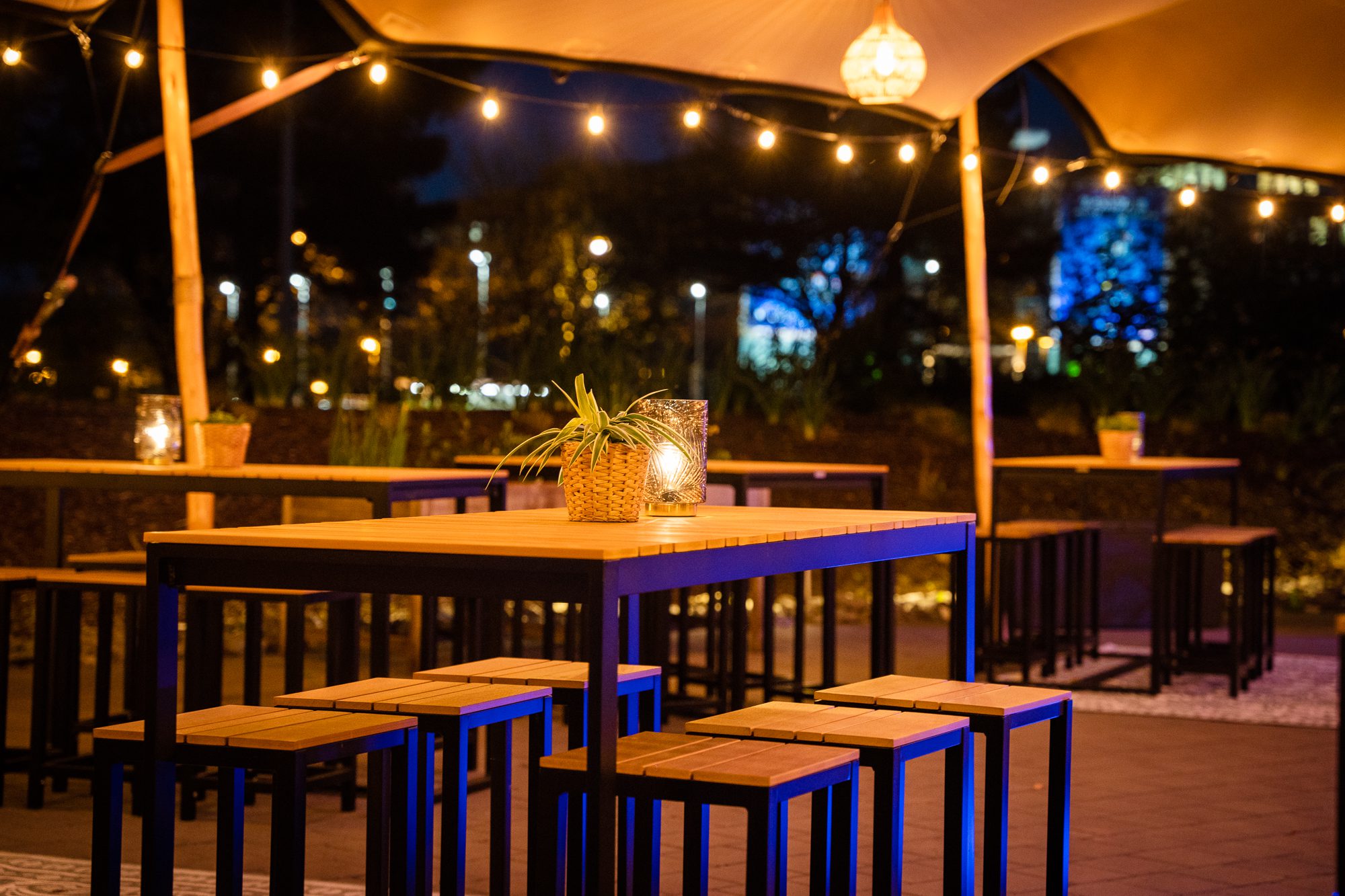 Summer Events Terrace – Airport hotel | Holiday Inn Brussels Airport ...